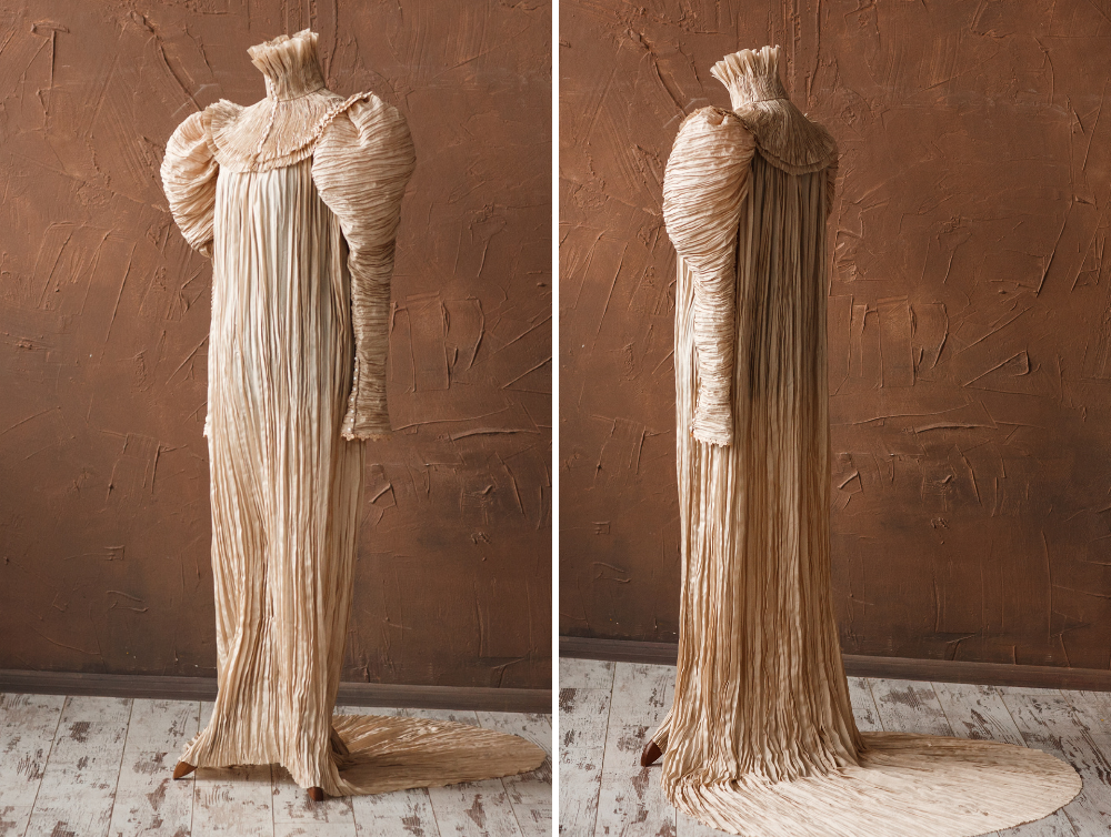 Edwardian silk Edith Cushing Crimson Peak nightgown | DressArtMystery